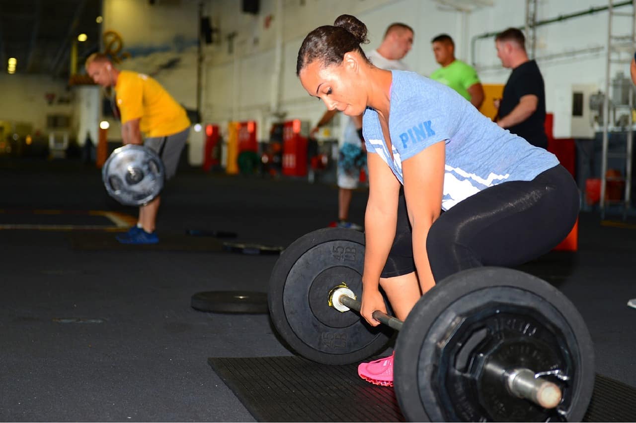 5 Strong Reasons Women Should Lift Weights
