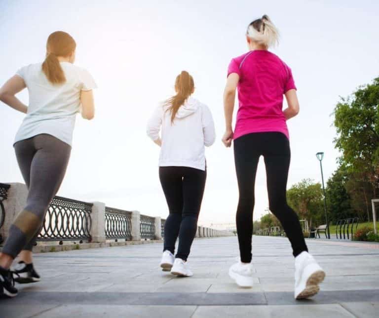 7 Powerful Running Tips for Beginners [FREE Running Plan]